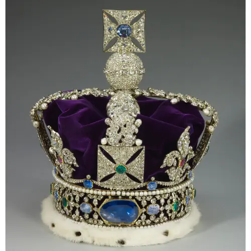 The Crown Jewels: A Glittering Tale of the British Royal Family