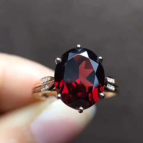 Exploring the Enchanting World of Garnet Gemstones