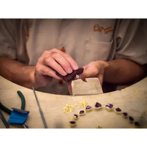 Gemstone Cutting: The Art and Science of Shaping and Polishing Gems